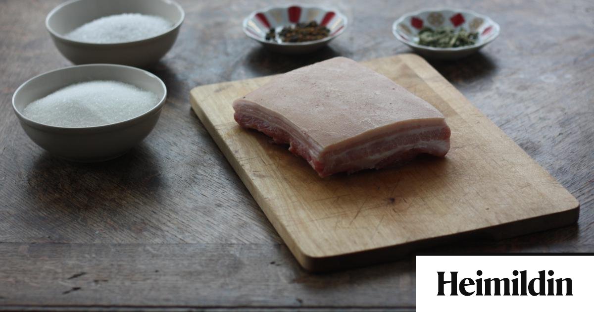 Reyktu þitt eigið beikon - Heimildin