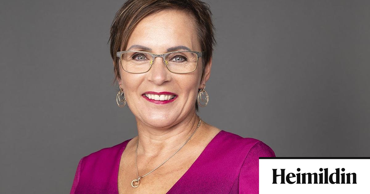 Fjárlaganefnd hættir við og felur ráðherra að útfæra 100 milljóna ...